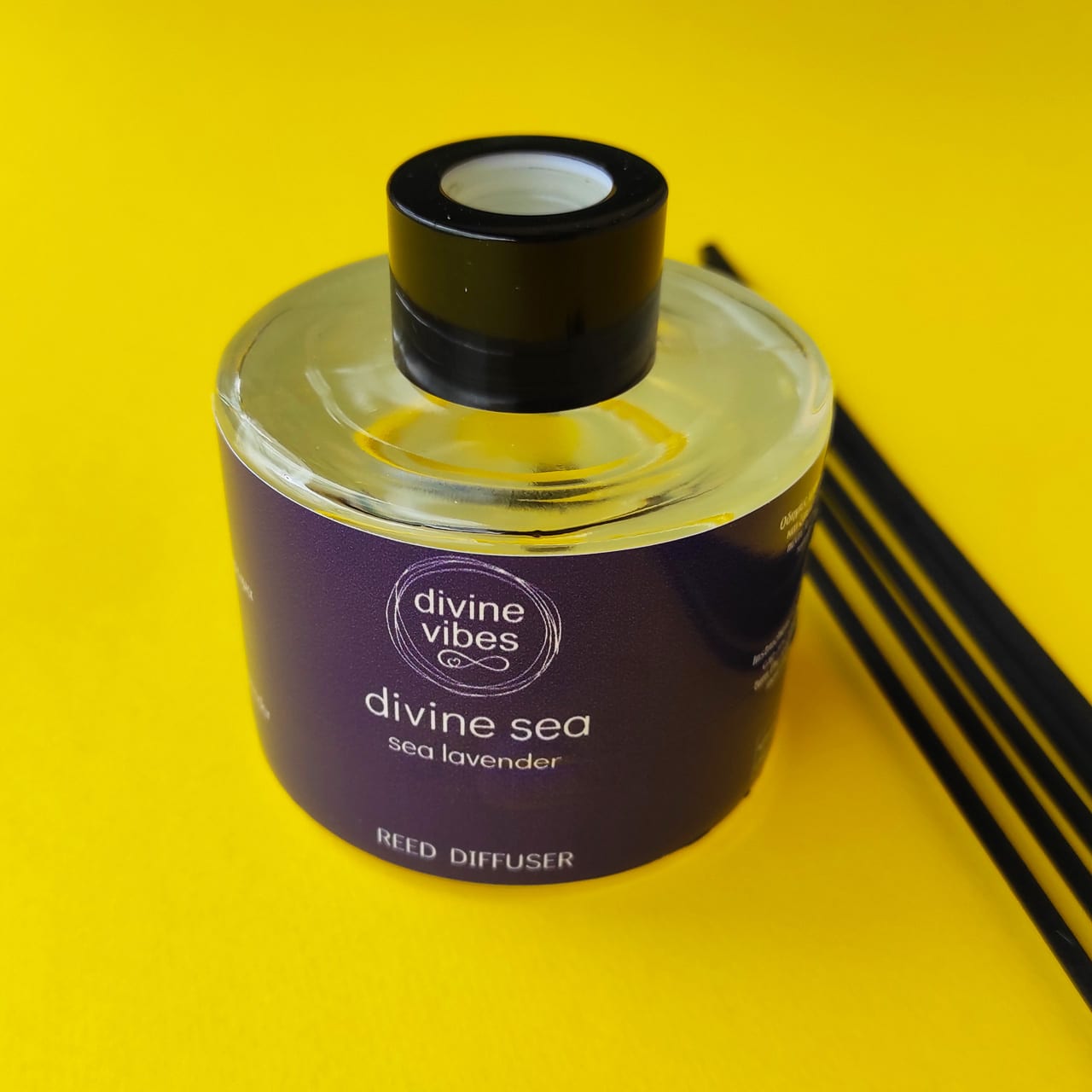 Diffuseur à Roseaux Fait Main avec 6 Roseaux "Divine Sea" - Divine Vibes